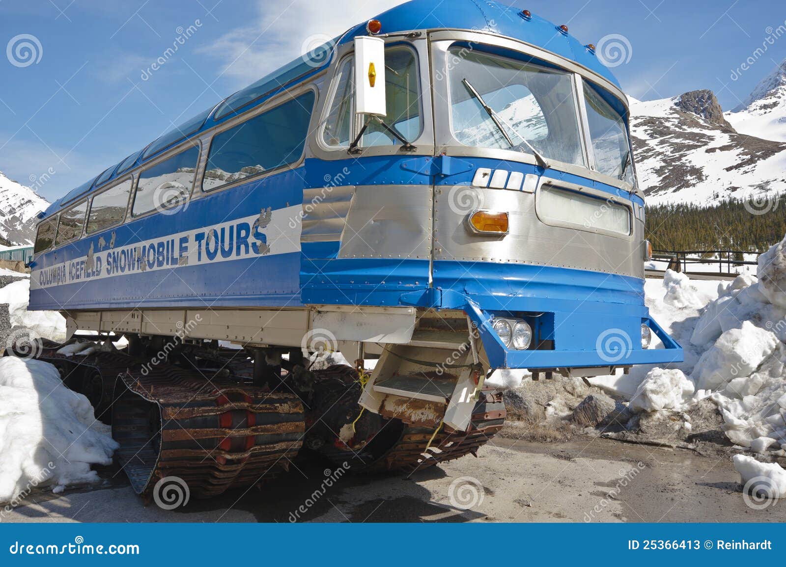 Columbia Icefield, Snow-coach Editorial Stock Photo - Image of national ...