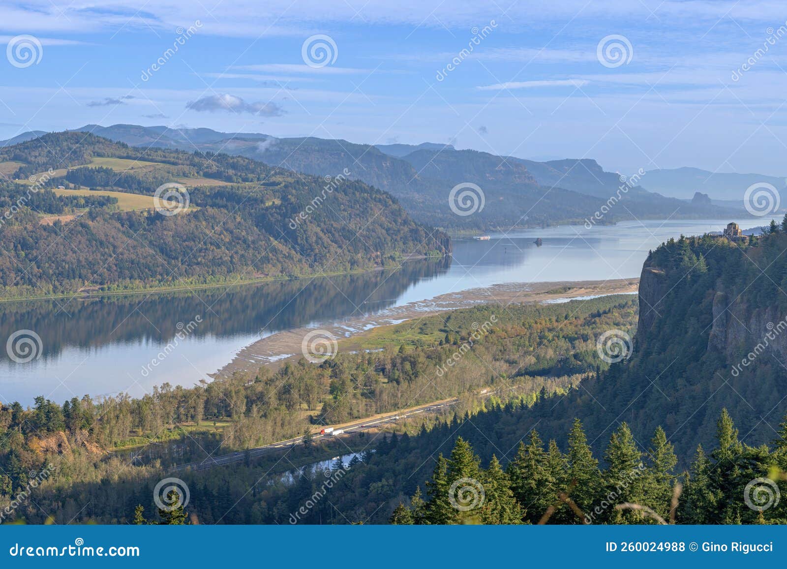 Columbia River Gorge Landscape Oregon State Stock Photo - Image of ...