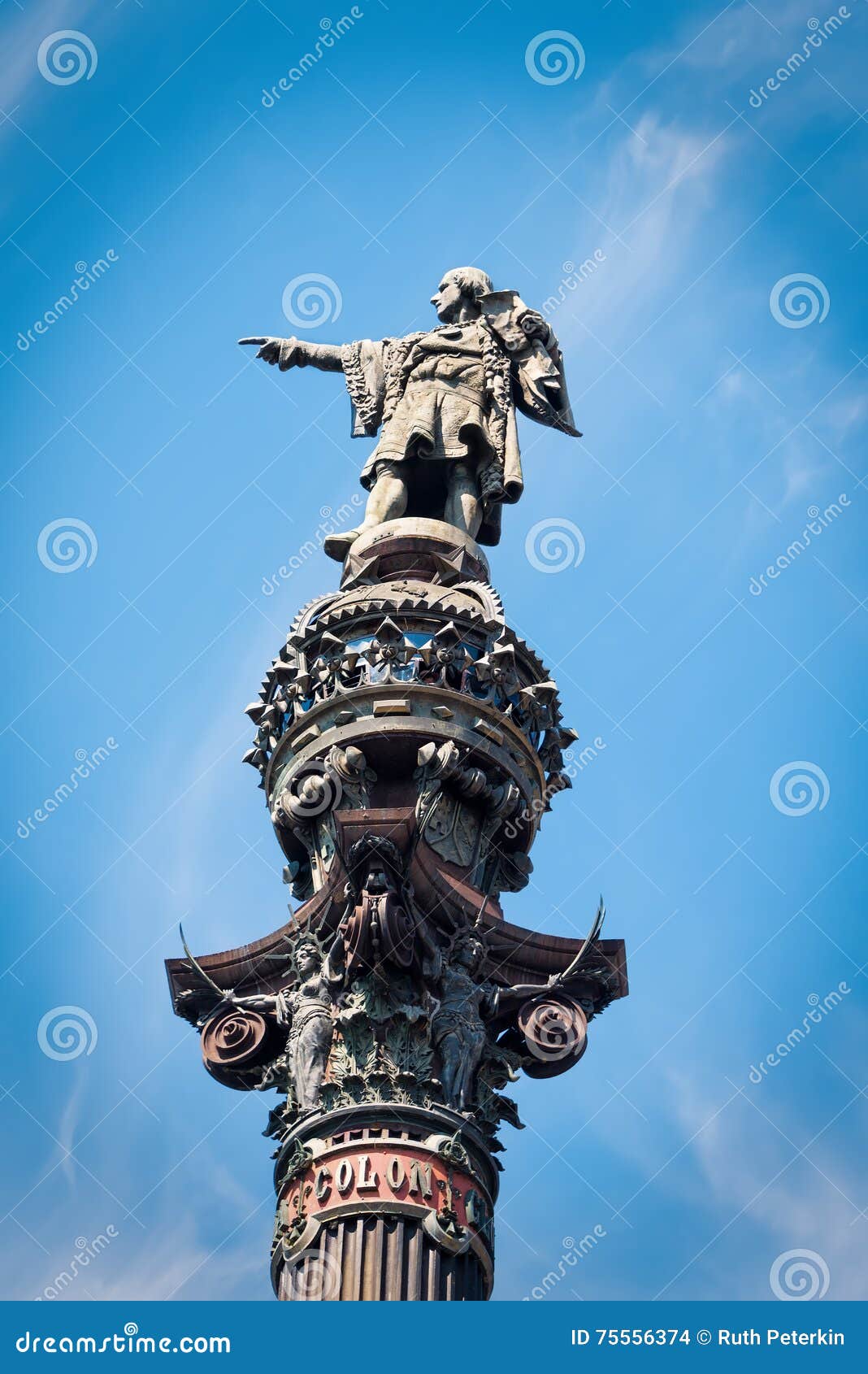 Columbus Monument fotografia stock. Immagine di barcellona - 75556374
