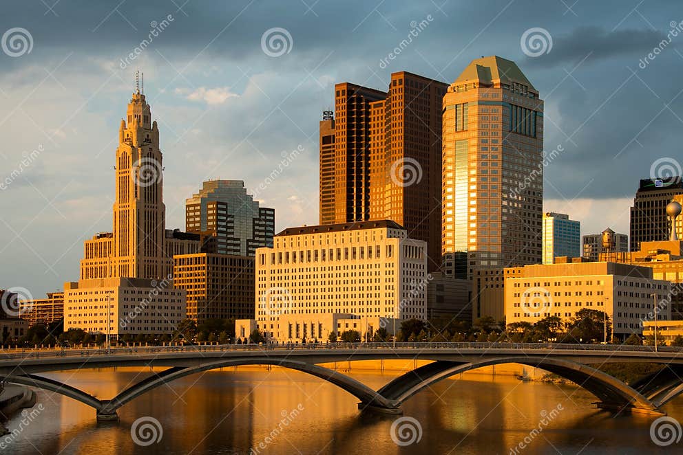 Columbus Ohio Skyline at Sunset Stock Photo - Image of historic ...