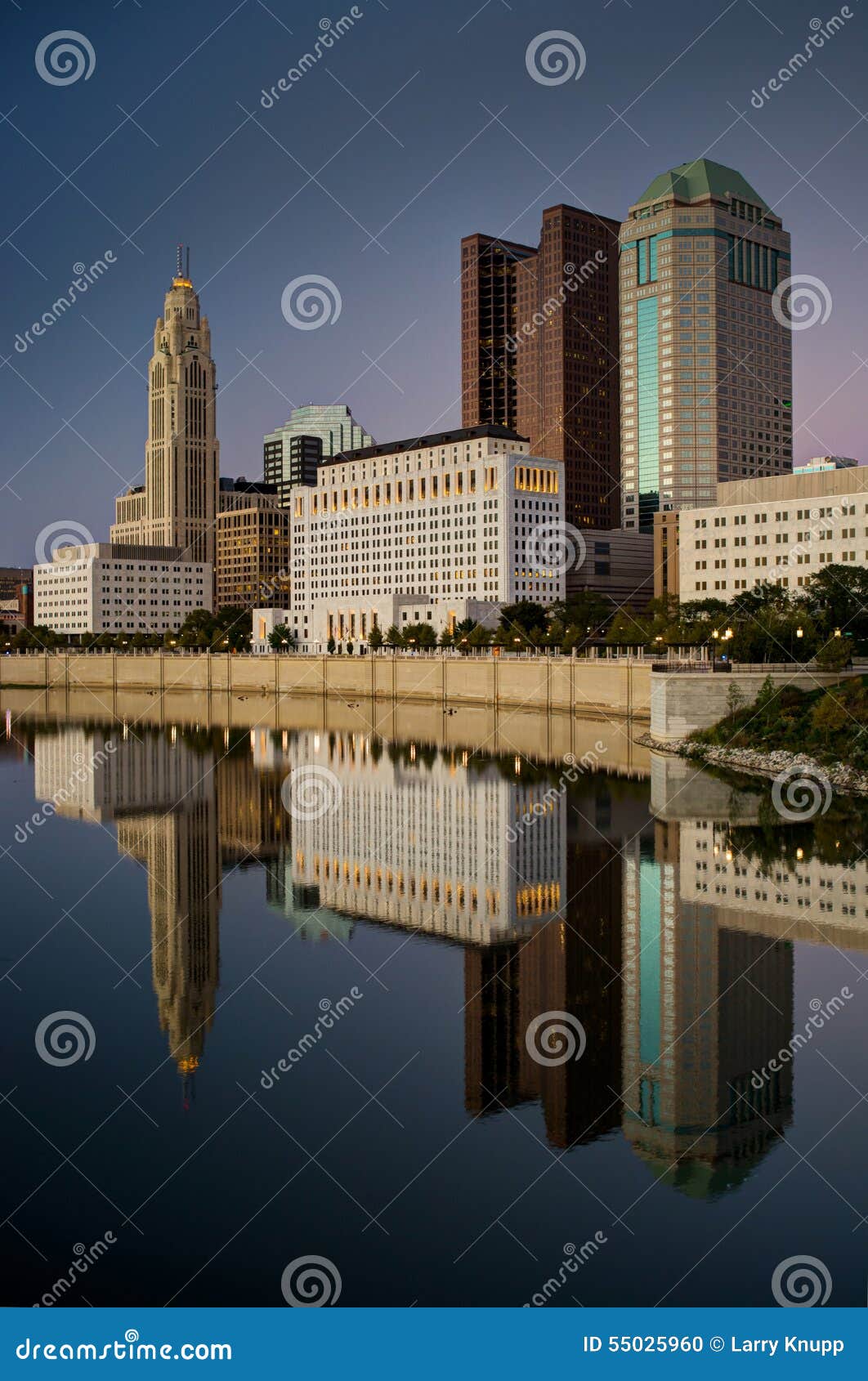 Columbus Ohio Skyline at Sunset Stock Photo - Image of columbus, blue ...