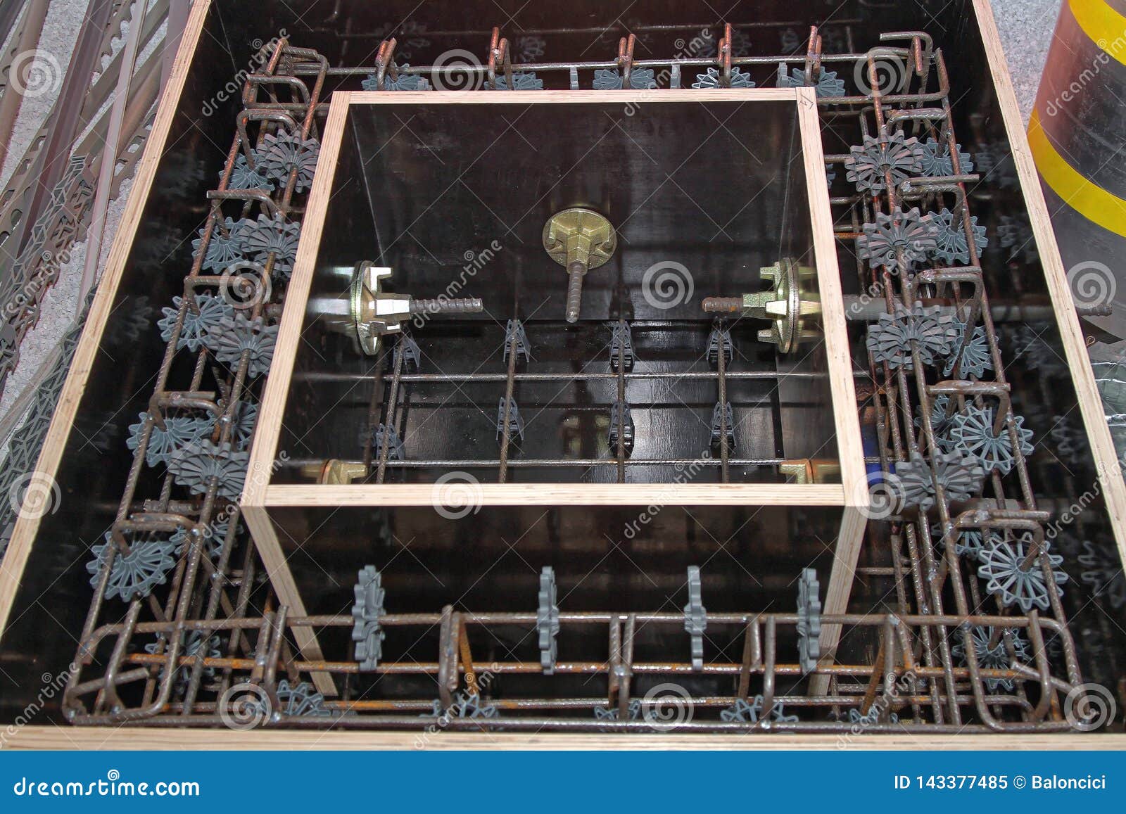 Column Formwork stock image. Image of construction, column - 143377485