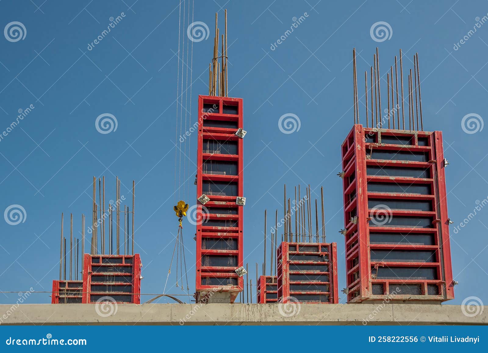 Column Formwork Internal Steel Structure Made Up Of Poles From The ...