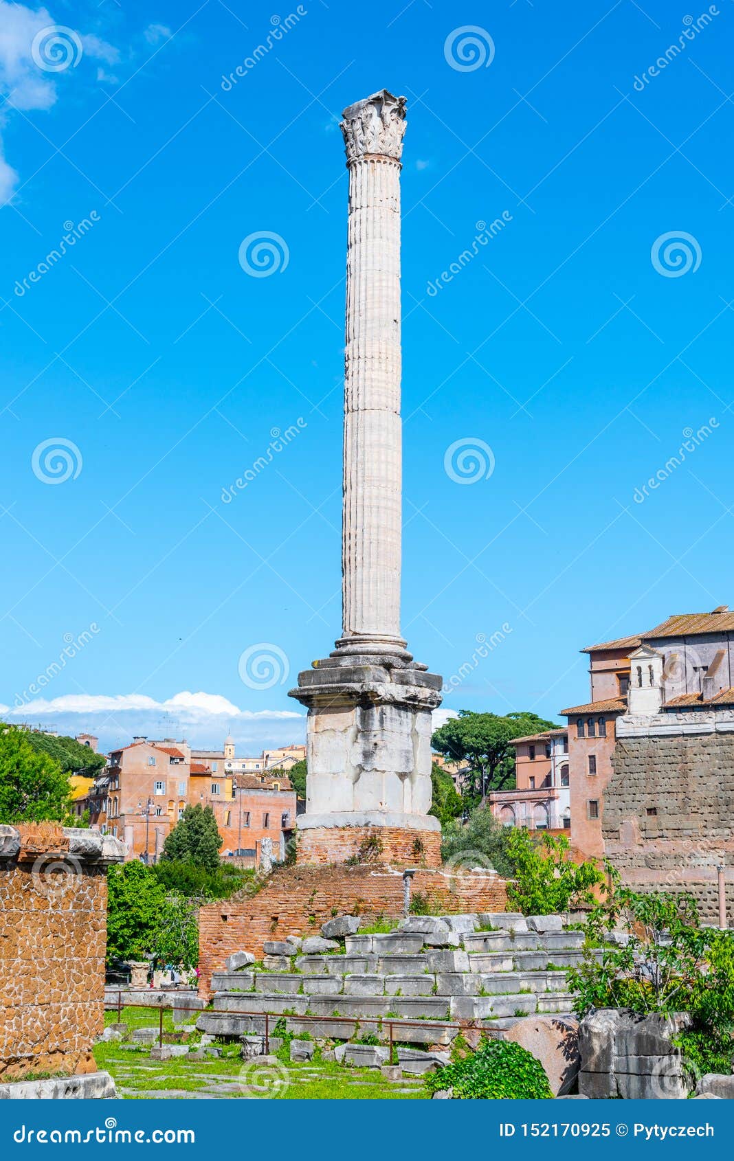 Column of Phocas in Roman Forum Archeological Site, Rome, Italy Stock ...