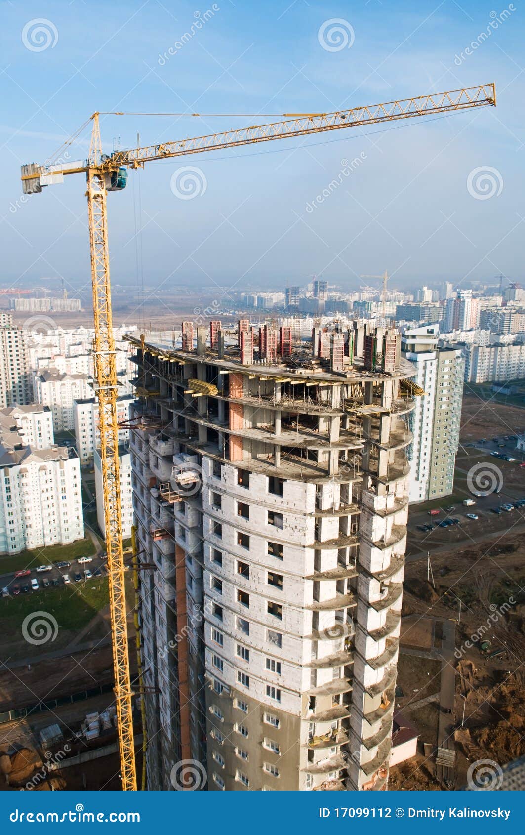 Column Tower Crane Lifting Load Stock Photo - Image of loading ...