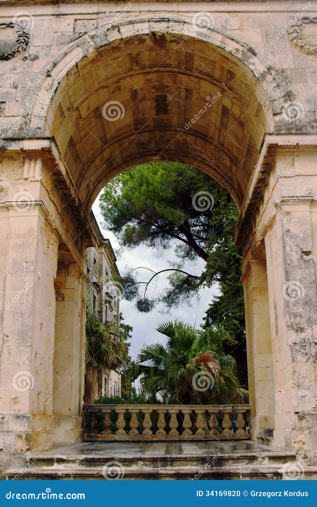 Columns and Garden of the Old Palace Stock Photo - Image of stairs ...