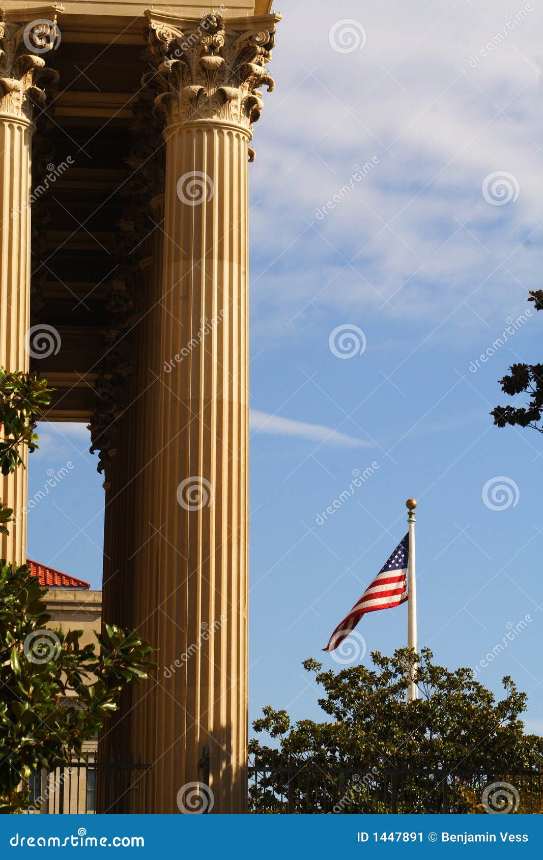 Columns of National Archives Stock Image - Image of outdoors, autumn ...