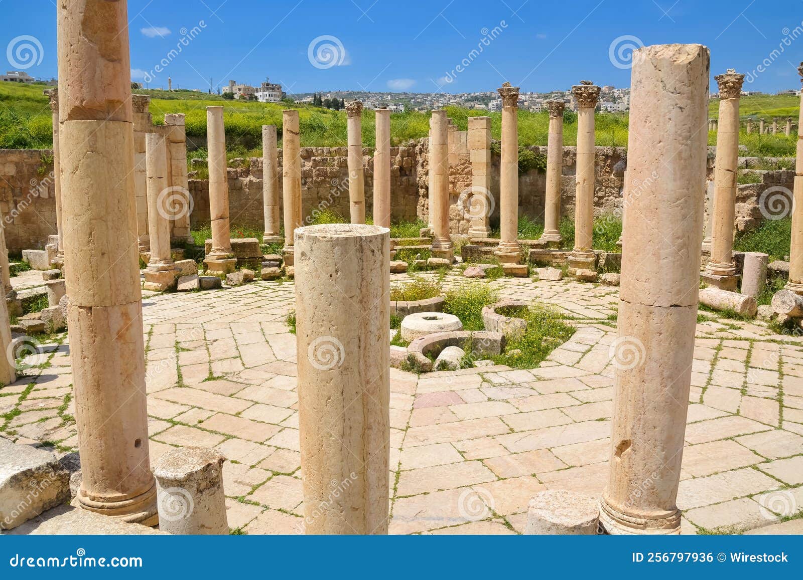 Columns of Nymphaeum in Jerash, Jordan. Editorial Photo - Image of ...