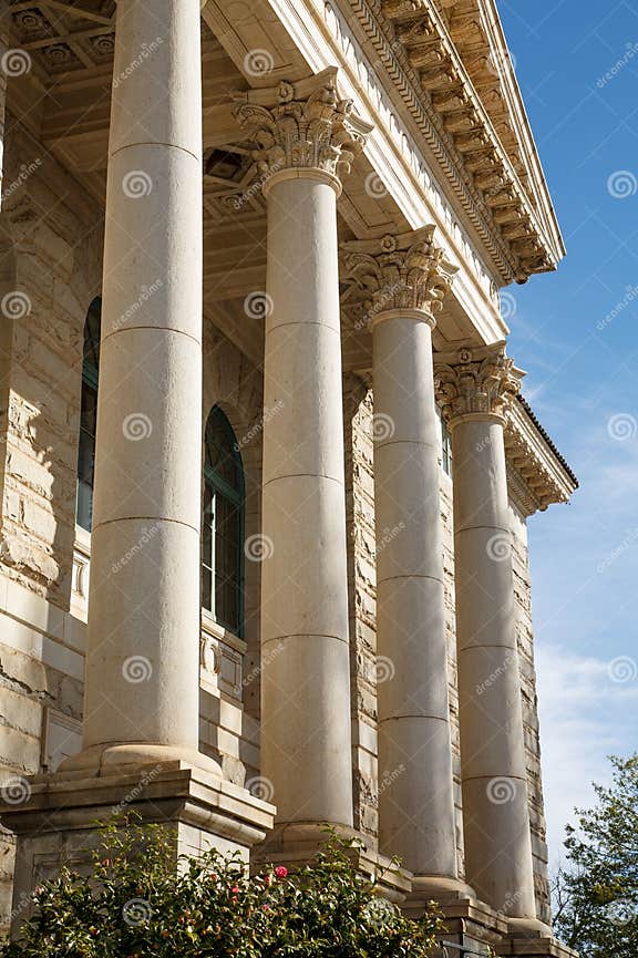 Columns on Old Courthouse stock image. Image of courthouse - 31944117