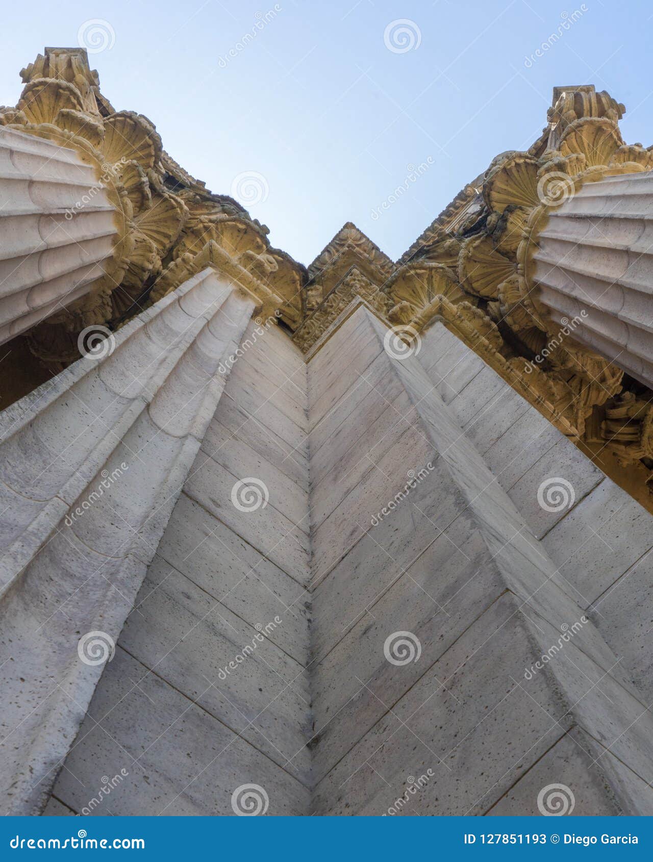 Columns at Palace of Fine Arts Stock Image - Image of building ...