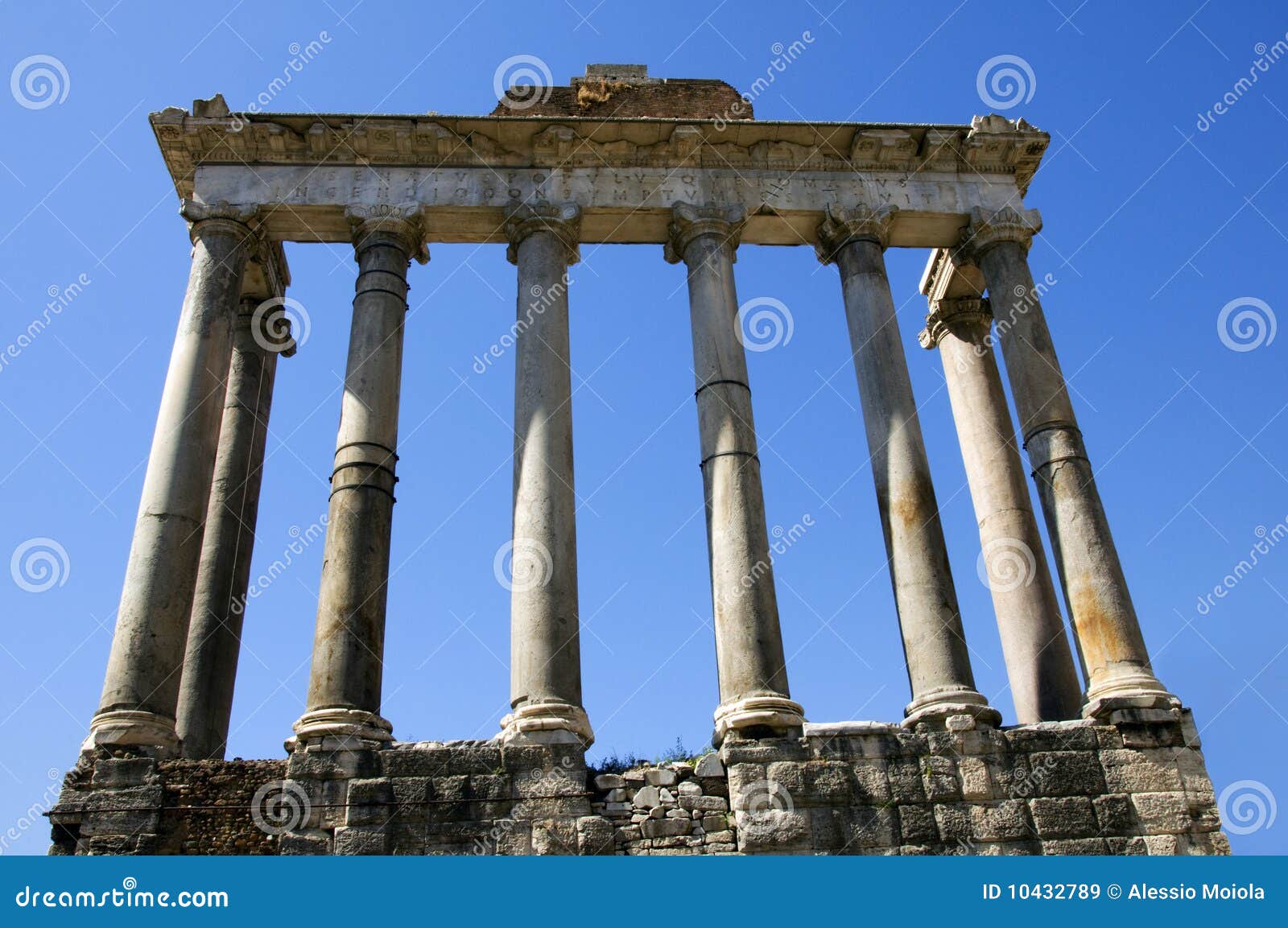 Temple Of Saturn And Temple Of Vespasian And Titus Standing In Front Of ...