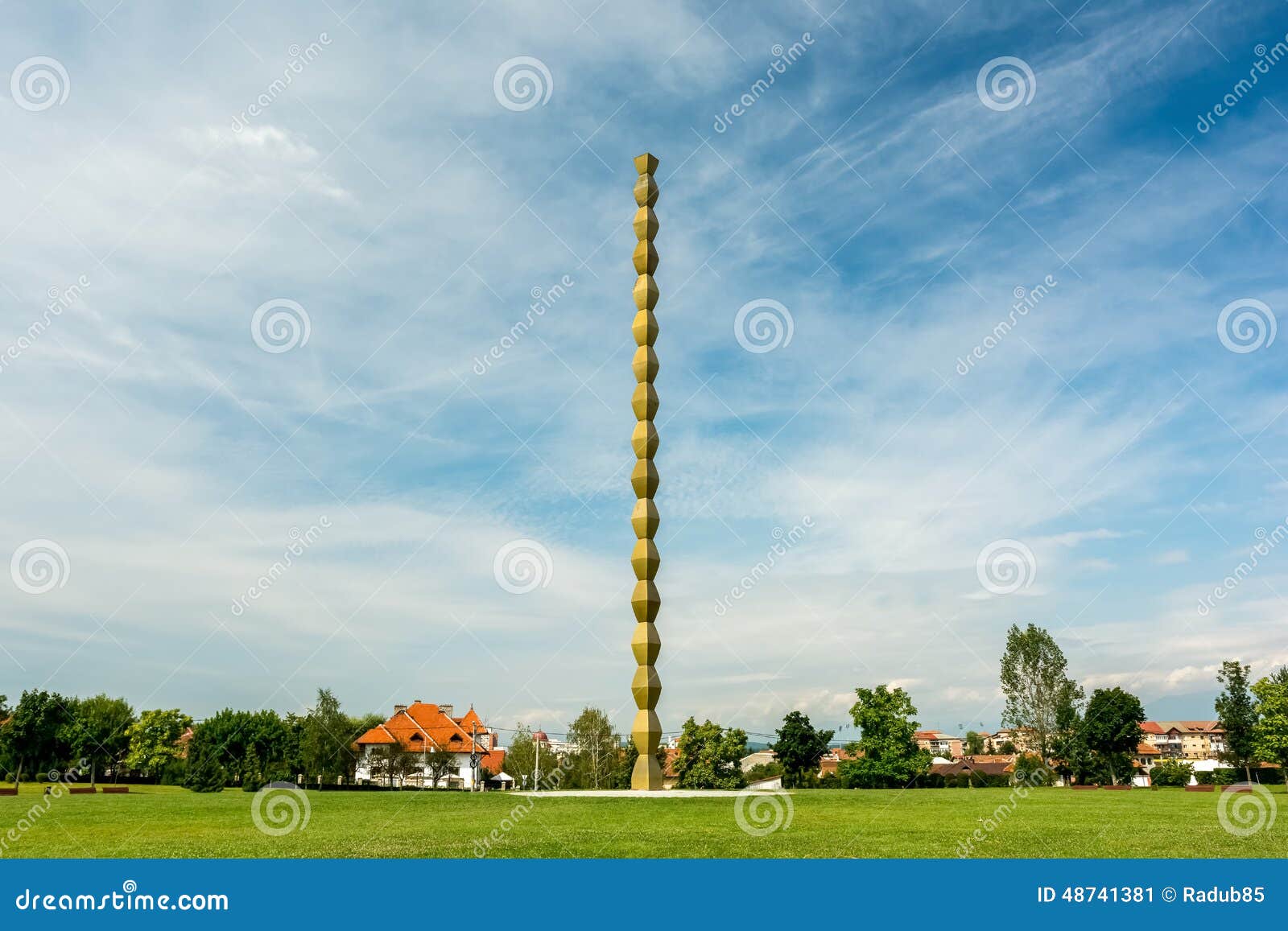 A Coluna Infinita (Coloana Infinitului) Foto Editorial - Imagem de ...