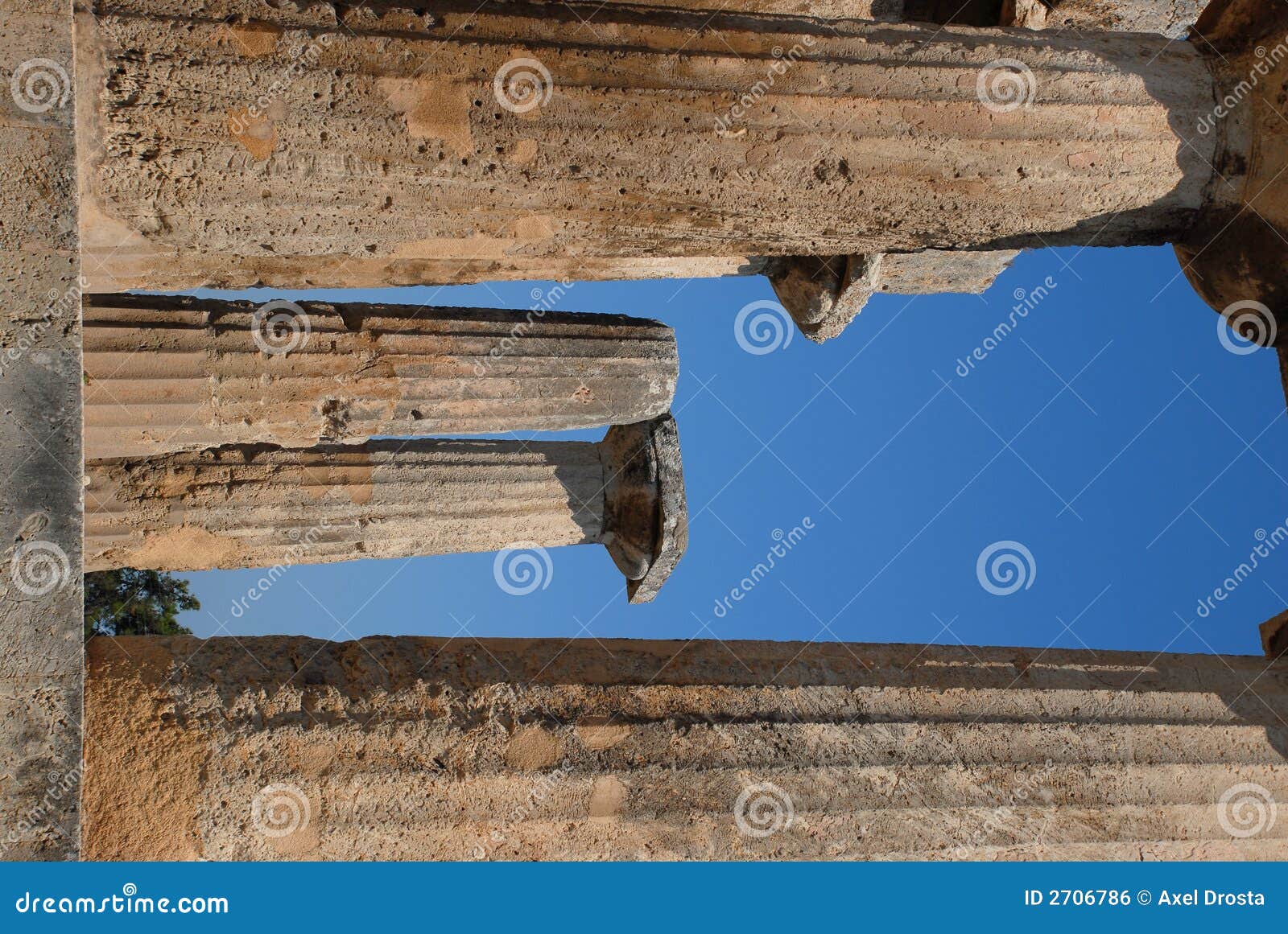 Colunas gregas foto de stock. Imagem de artes, pedra, greciano - 2706786