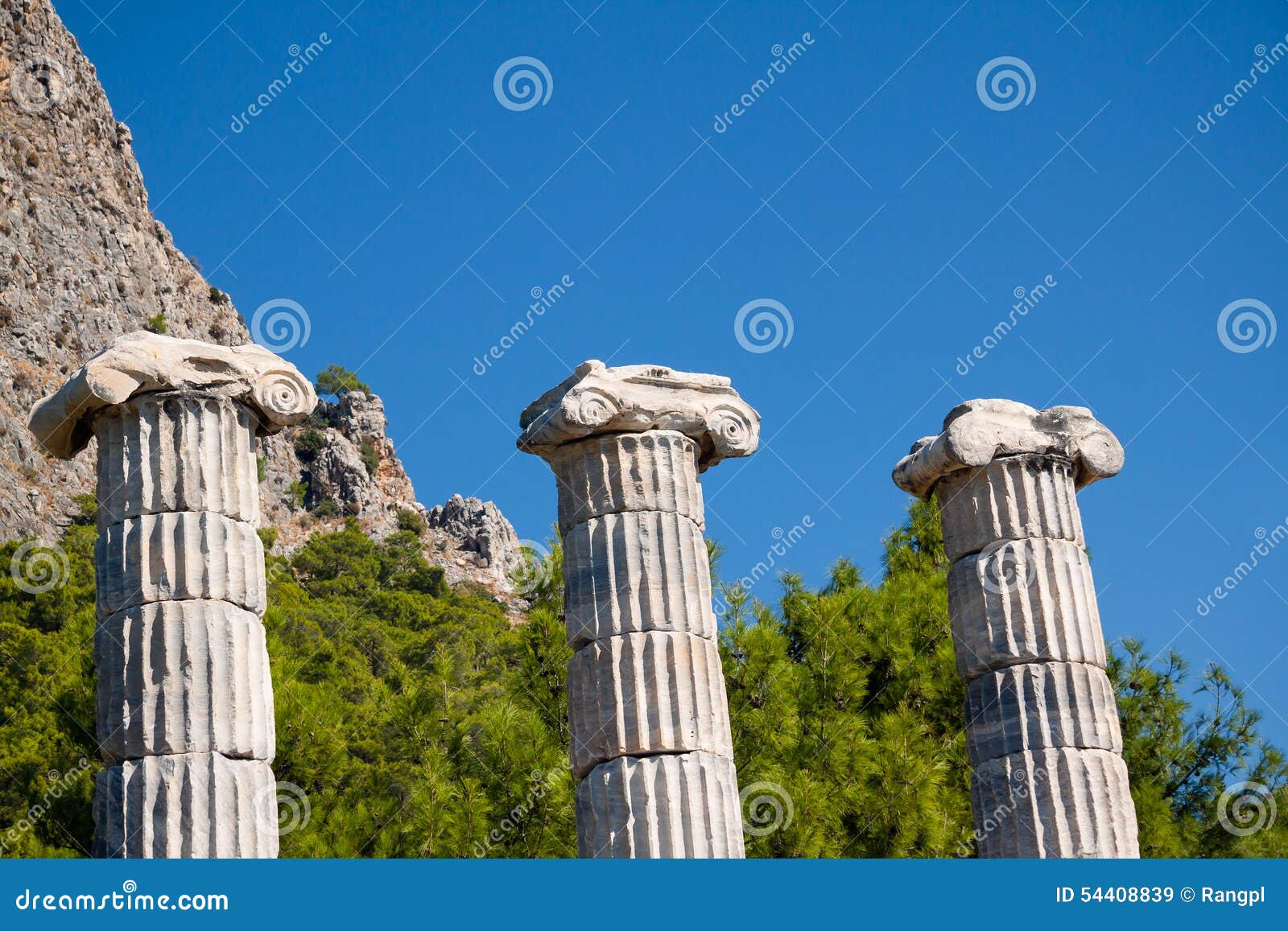 Colunas gregas imagem de stock. Imagem de peru, coluna - 54408839