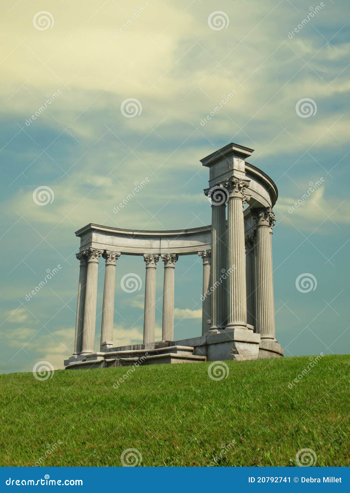 Colunas gregas do estilo imagem de stock. Imagem de exterior - 20792741