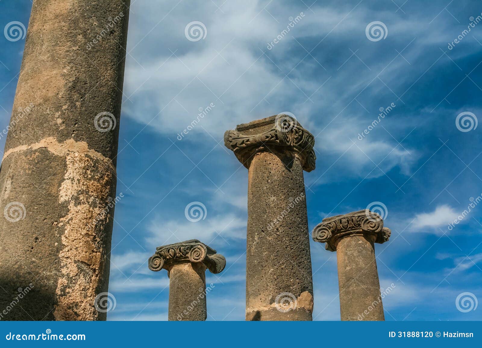 Colunas romanas antigas foto de stock. Imagem de citadela - 31888120