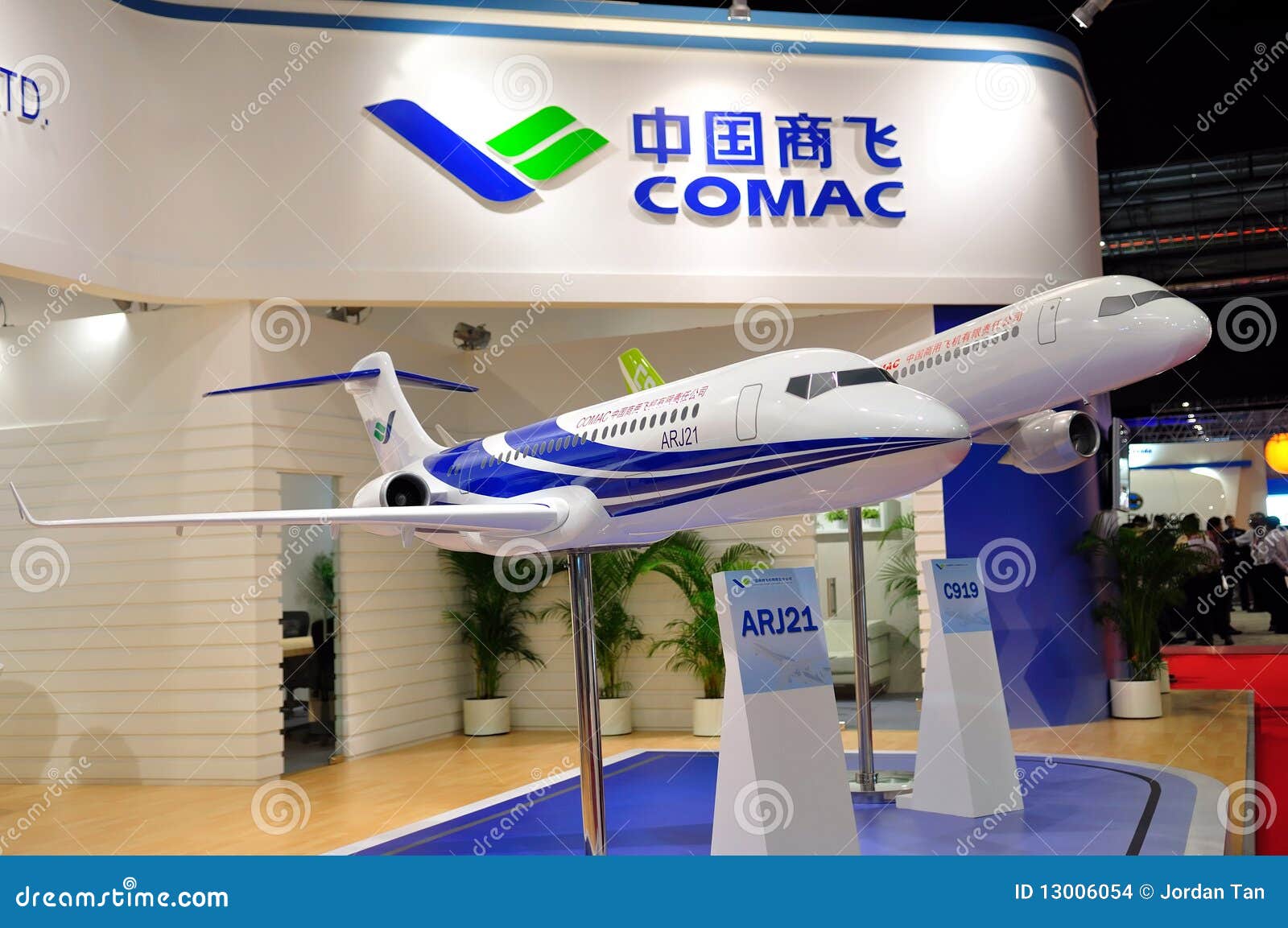 COMAC ARJ21 and C919 Passenger Planes at Airshow Editorial Stock Image ...
