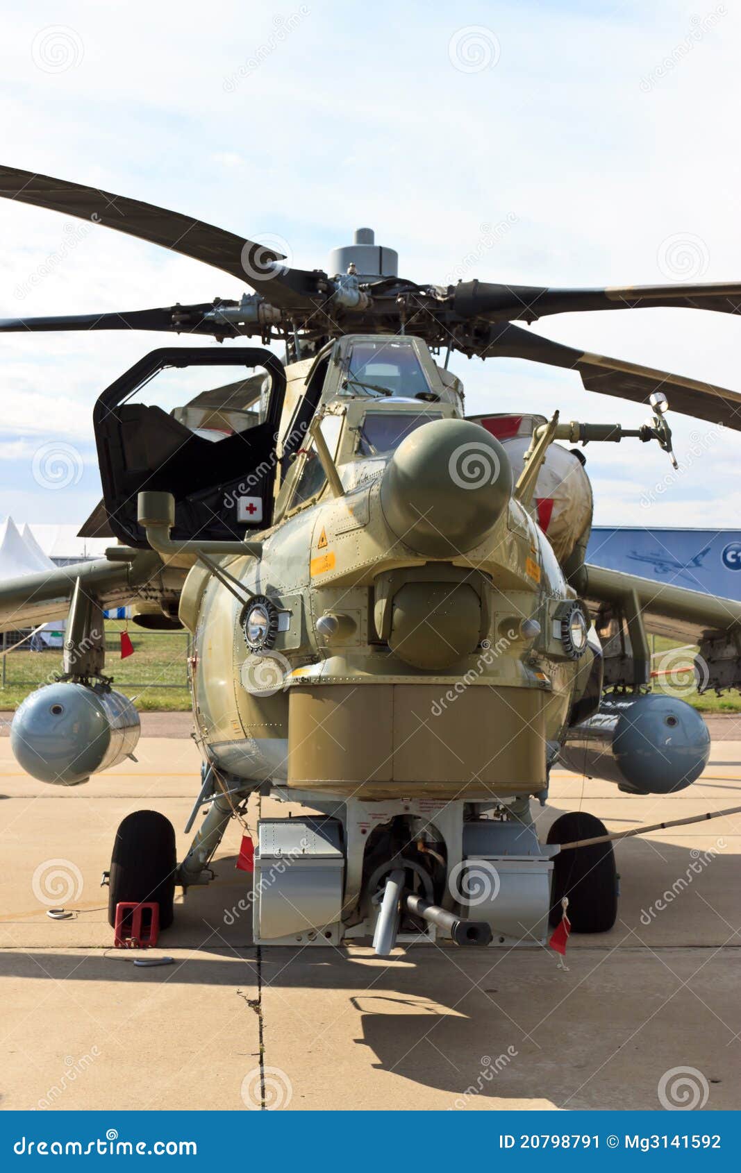 Combat helicopter Mi-28N editorial photo. Image of exhibition - 20798791