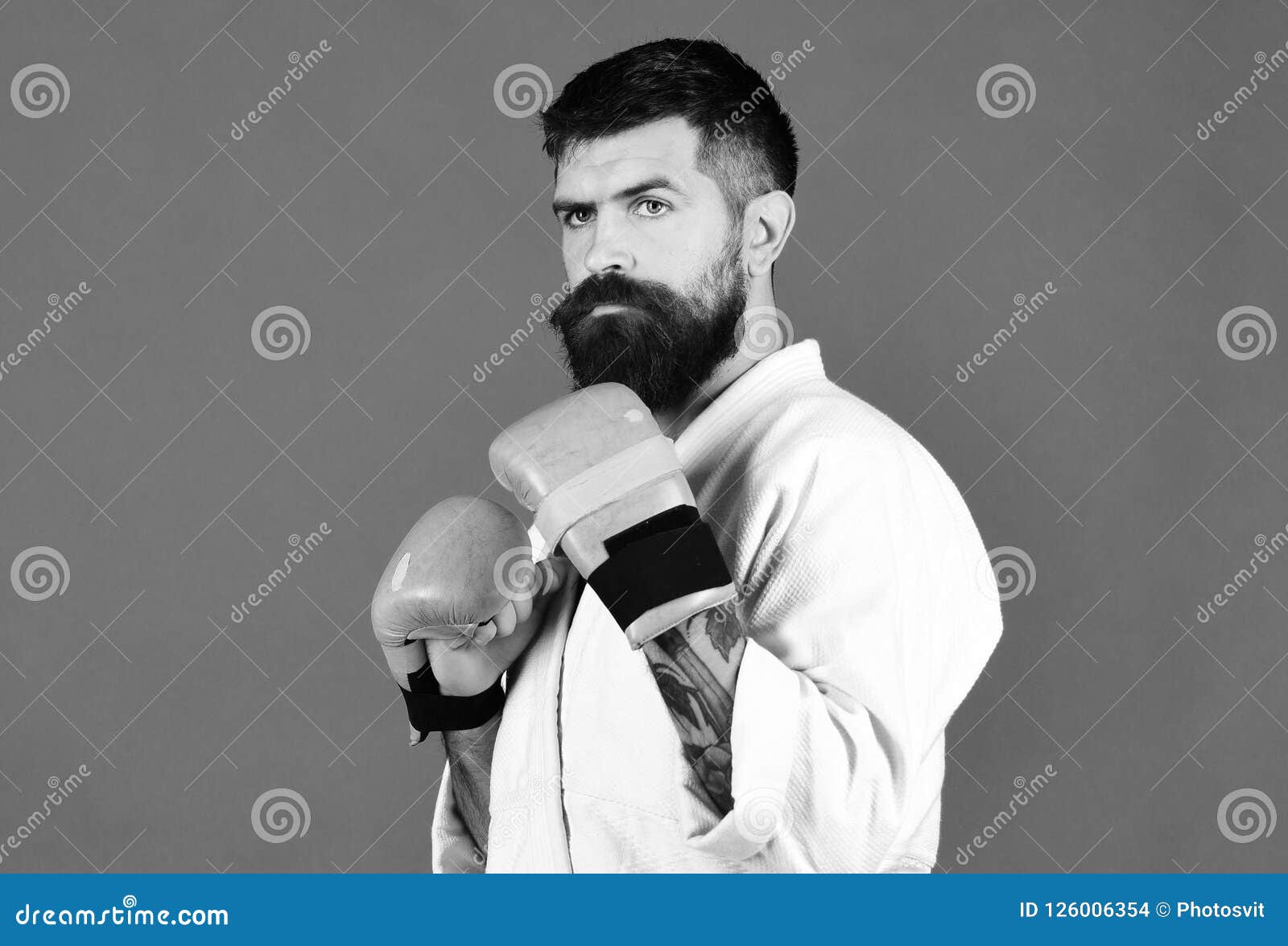 Combat Master Practices Attack or Defense Posture. Stock Photo - Image ...