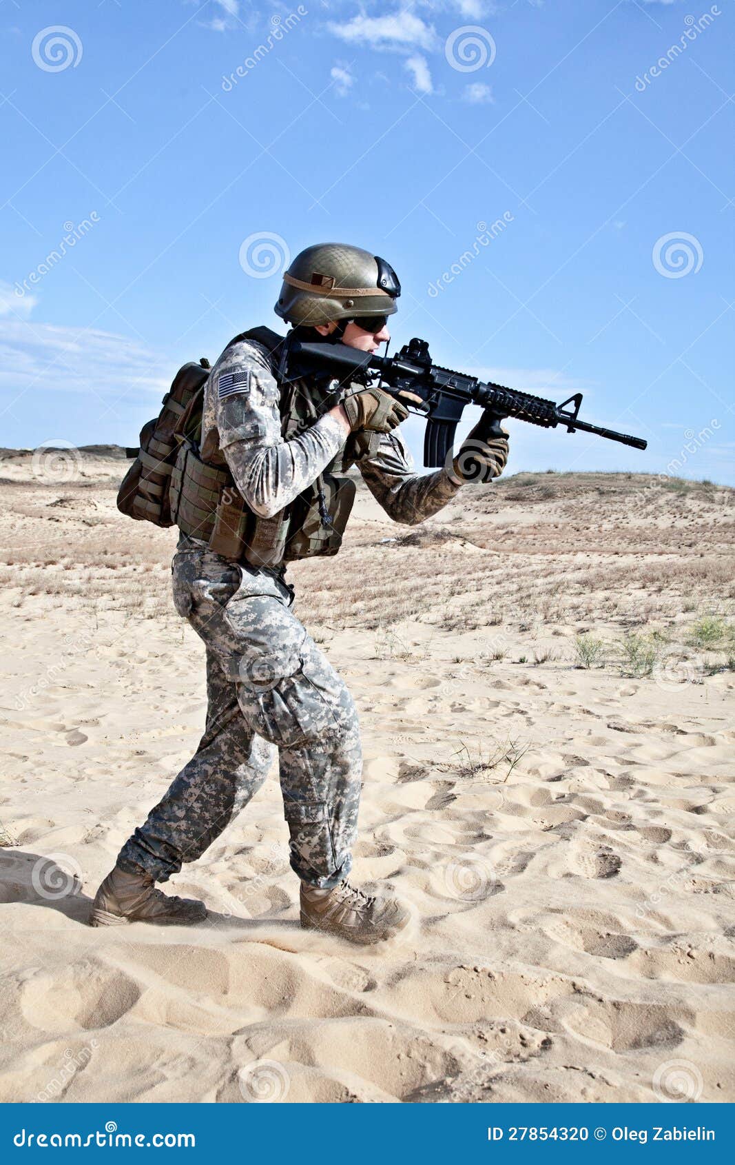 Combat movement stock photo. Image of rifle, marines - 27854320