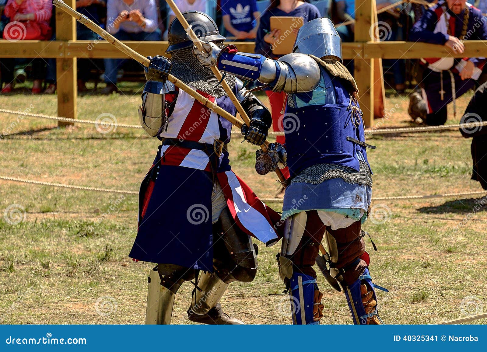 Combate medieval foto editorial. Imagen de mundo, arma - 40325341