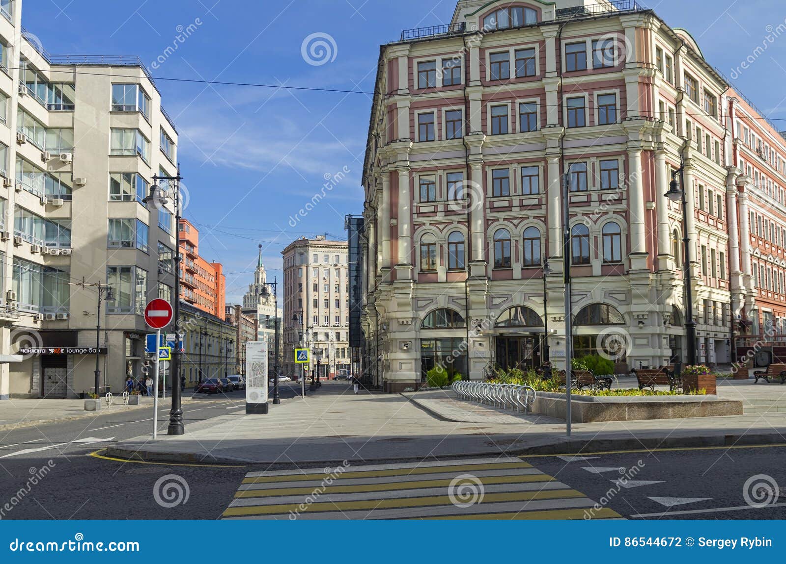 The Combination of Different Styles of Architecture in Moscow ...