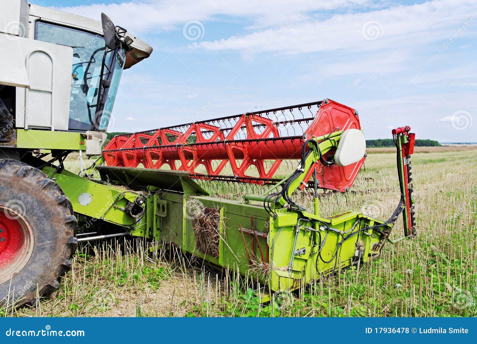 Combine on the field. stock photo. Image of north, agriculture - 17936478