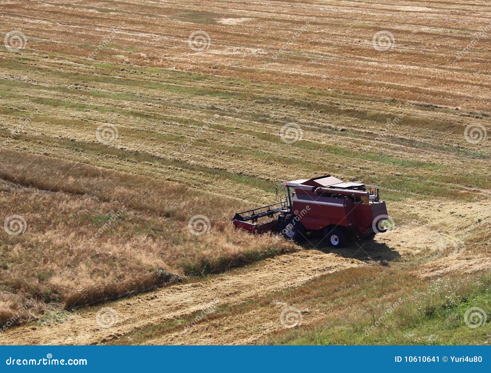 Combine machine at work stock image. Image of nature - 10610641