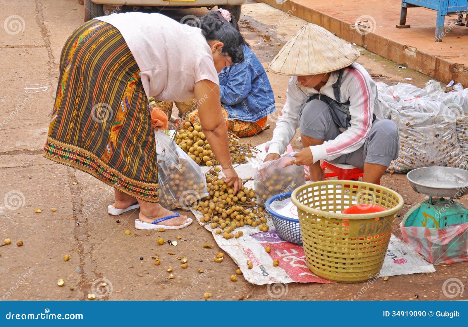 Comercio En Tailandés - Frontera De Laos Imagen editorial - Imagen de ...