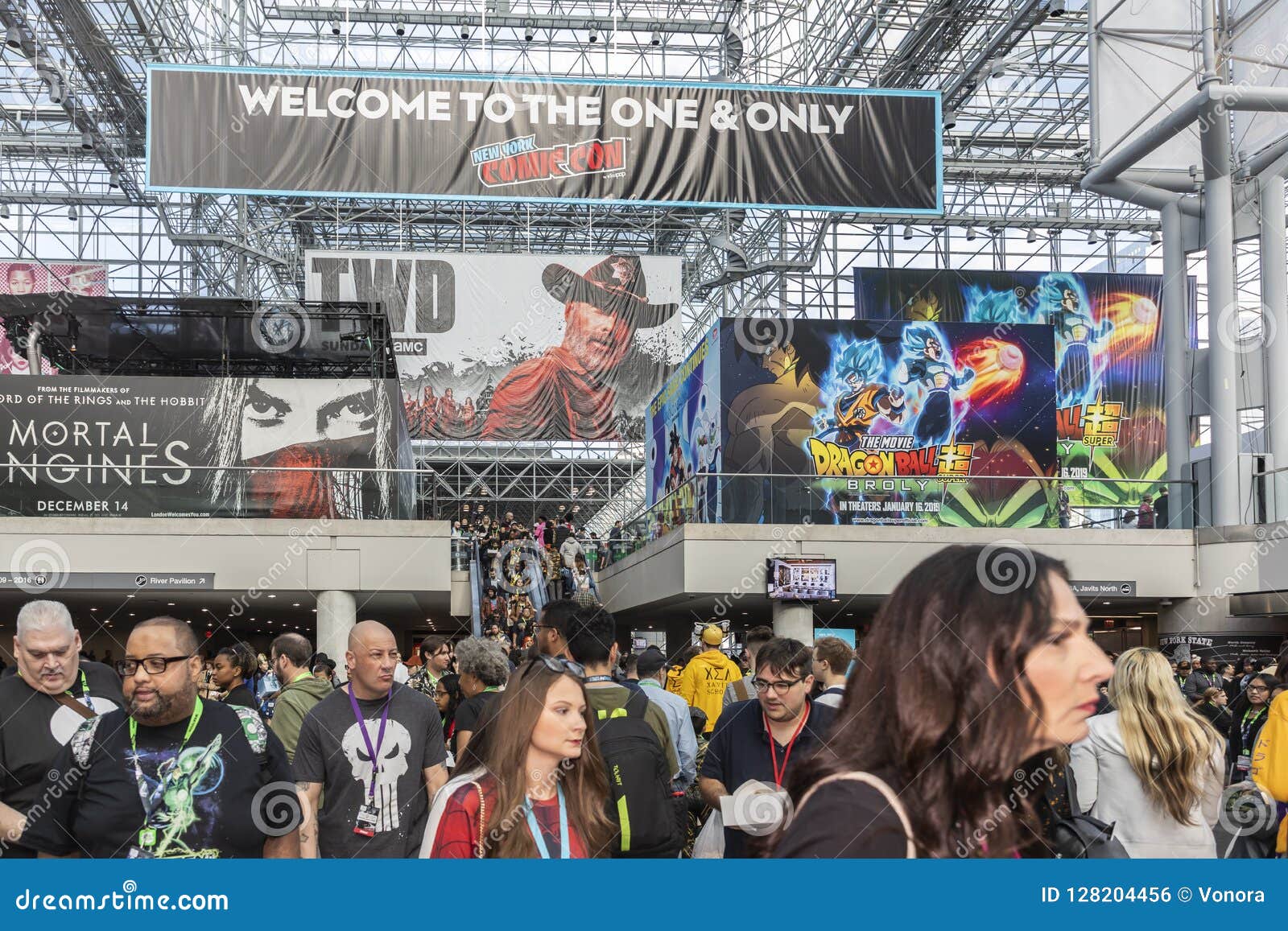 ComicCon NYC 2018 foto editorial. Imagem de quadrinhos - 128204456