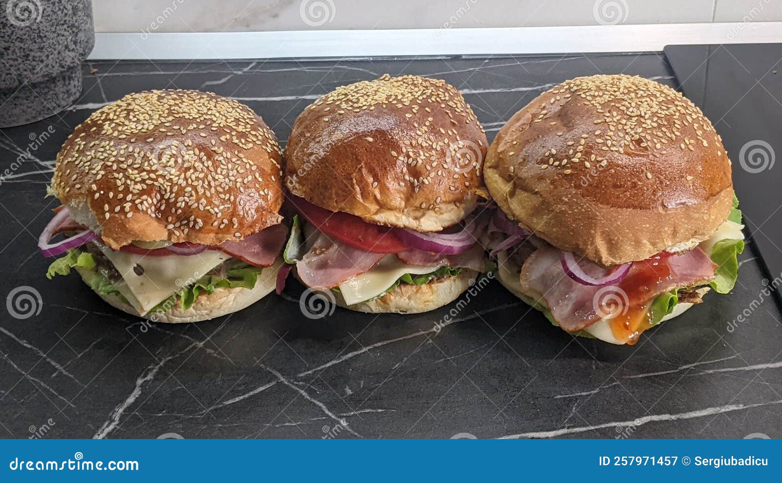 Comida Callejera Hamburguesa Imagen de archivo - Imagen de calle ...