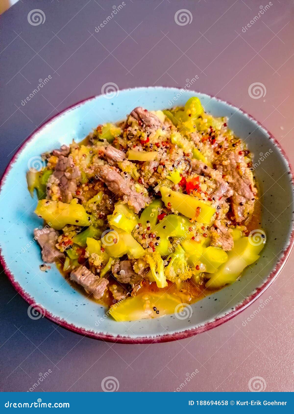 Comida Casera Saludable Y Sabrosa Foto de archivo - Imagen de postre ...