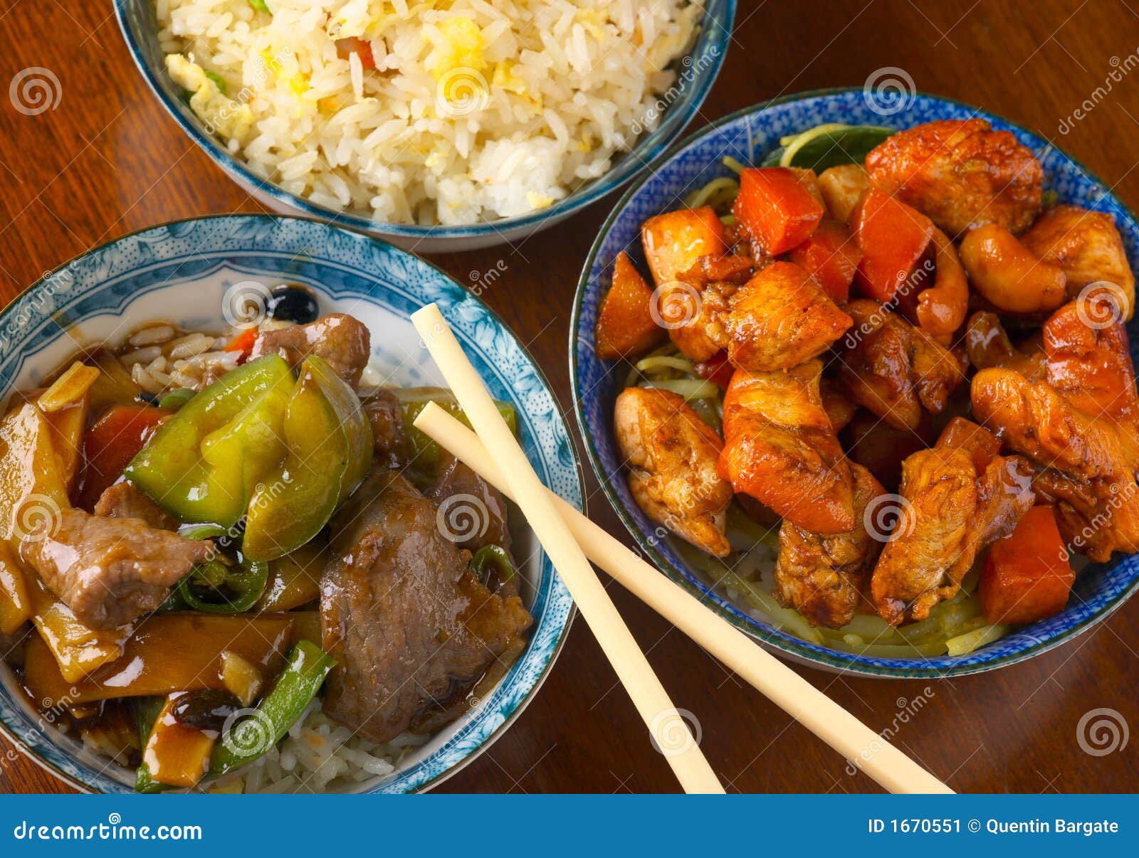 Comida china deliciosa imagen de archivo. Imagen de oriental - 1670551