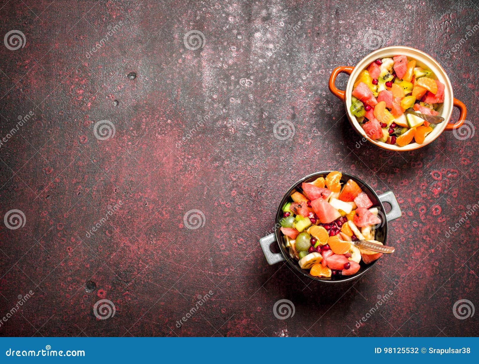 Comida Del Verano Ensalada Tropical De Frutas Exóticas Foto de archivo ...