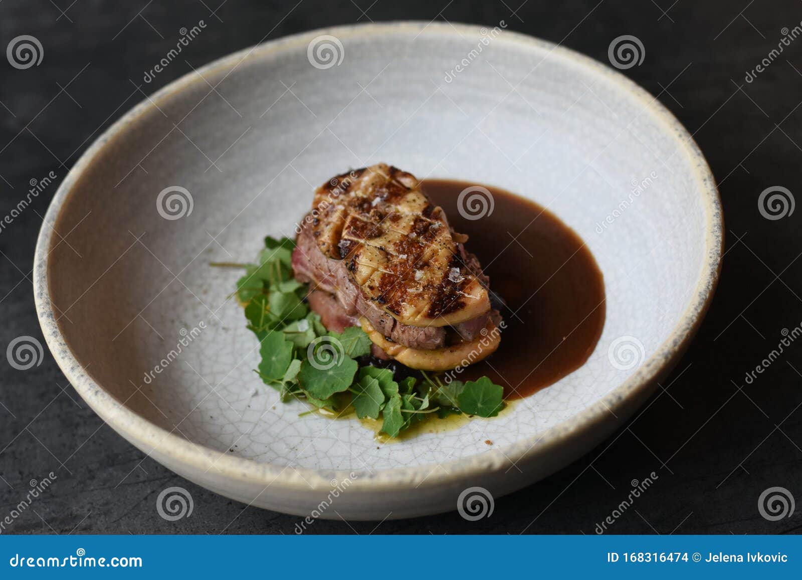 Comida Fina En El Restaurante Foto de archivo - Imagen de cocina, plato ...