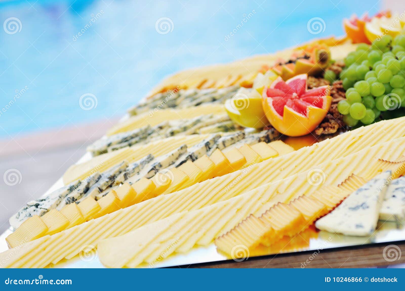 Comida fría al aire libre foto de archivo. Imagen de apetito - 10246866