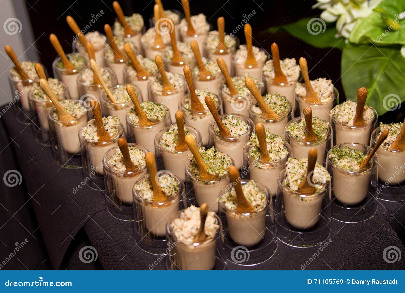 Comida Fría De Los Aperitivos De Los Entremeses Imagen de archivo ...