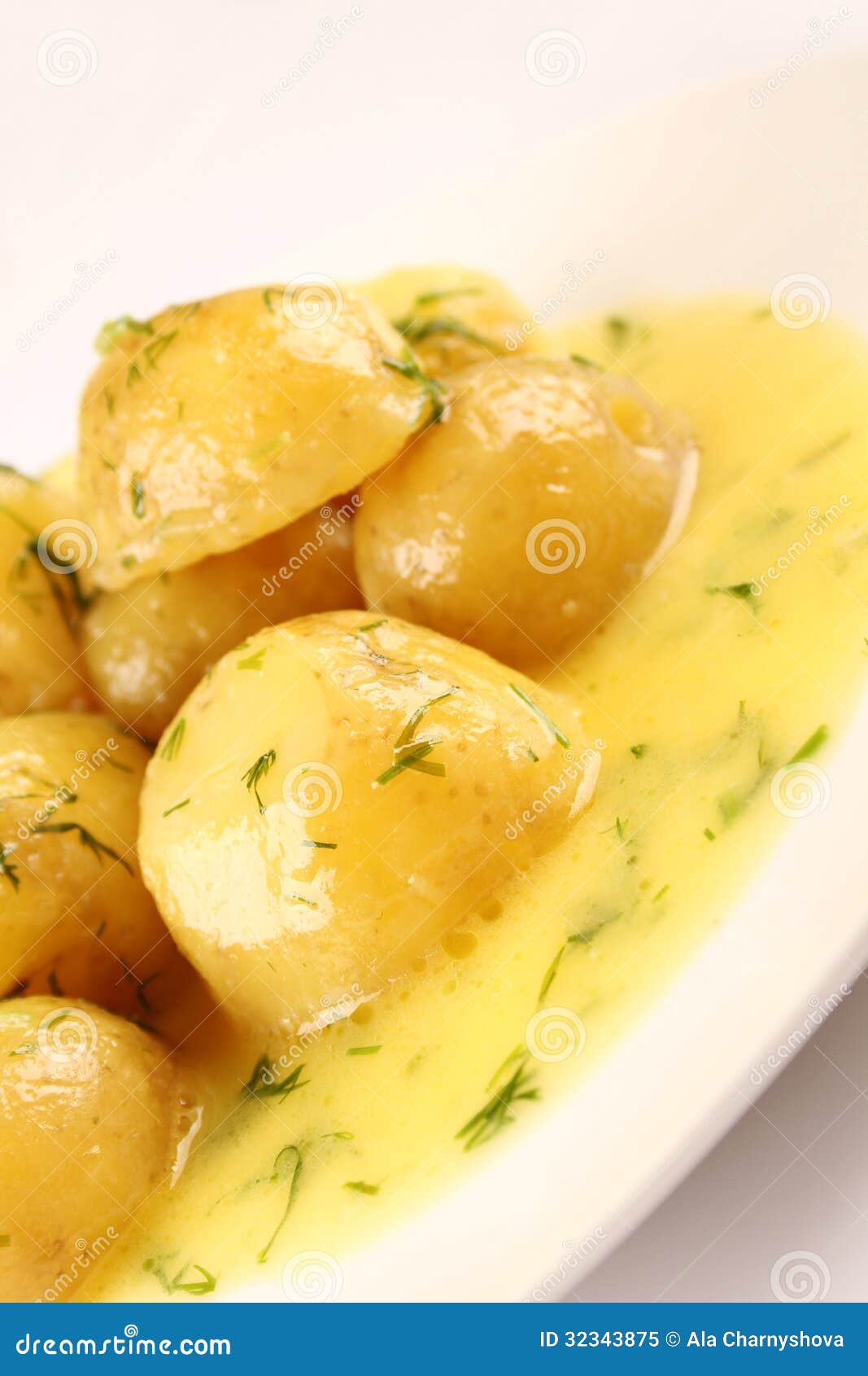 Comida Hervida Cuenco De La Nueva Patata Imagen de archivo - Imagen de ...