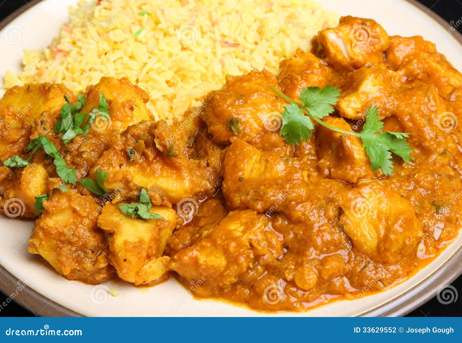 Comida India, Comida Del Curry Del Pollo Foto de archivo - Imagen de ...