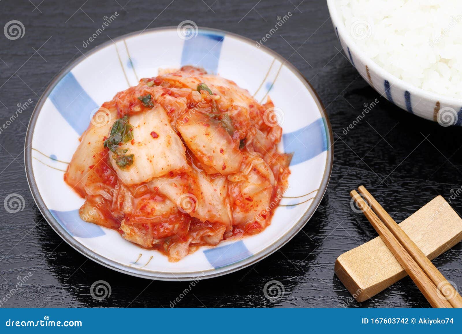 Comida kimchi coreana foto de archivo. Imagen de fermentado - 167603742