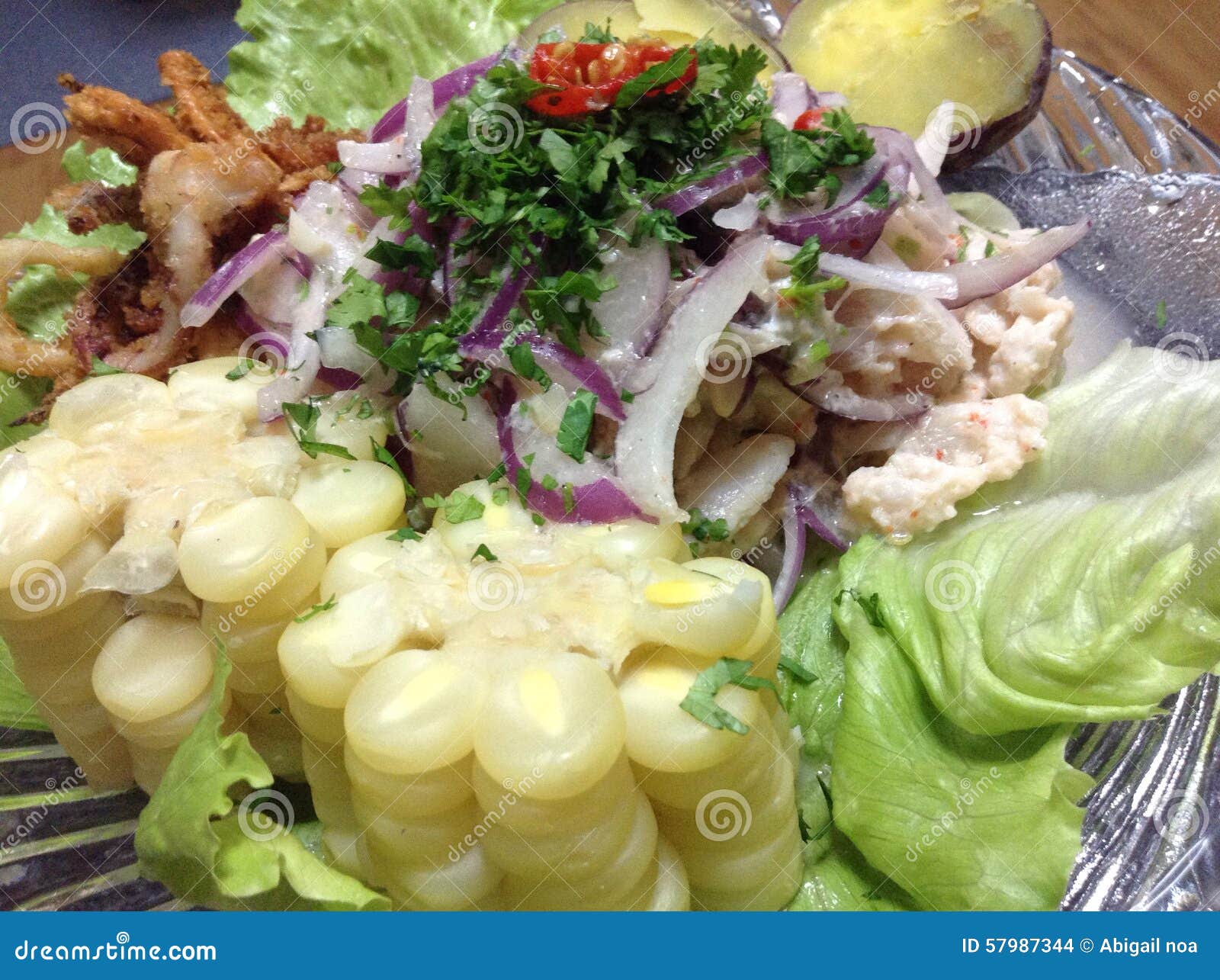 Comida peruana del ceviche foto de archivo. Imagen de alimento - 57987344
