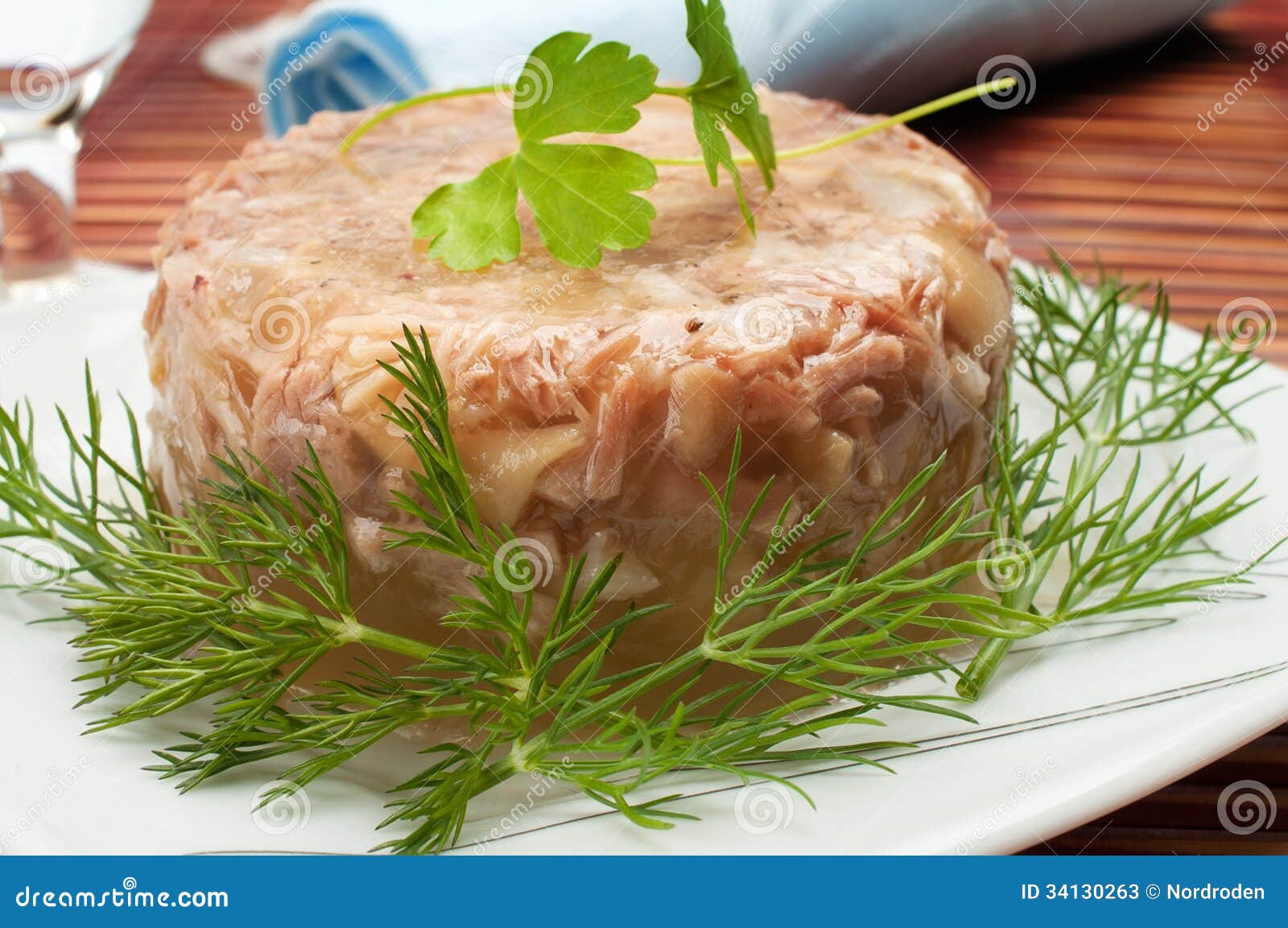 Comida Rusa Tradicional. Jalea De La Carne Del áspide Imagen de archivo ...