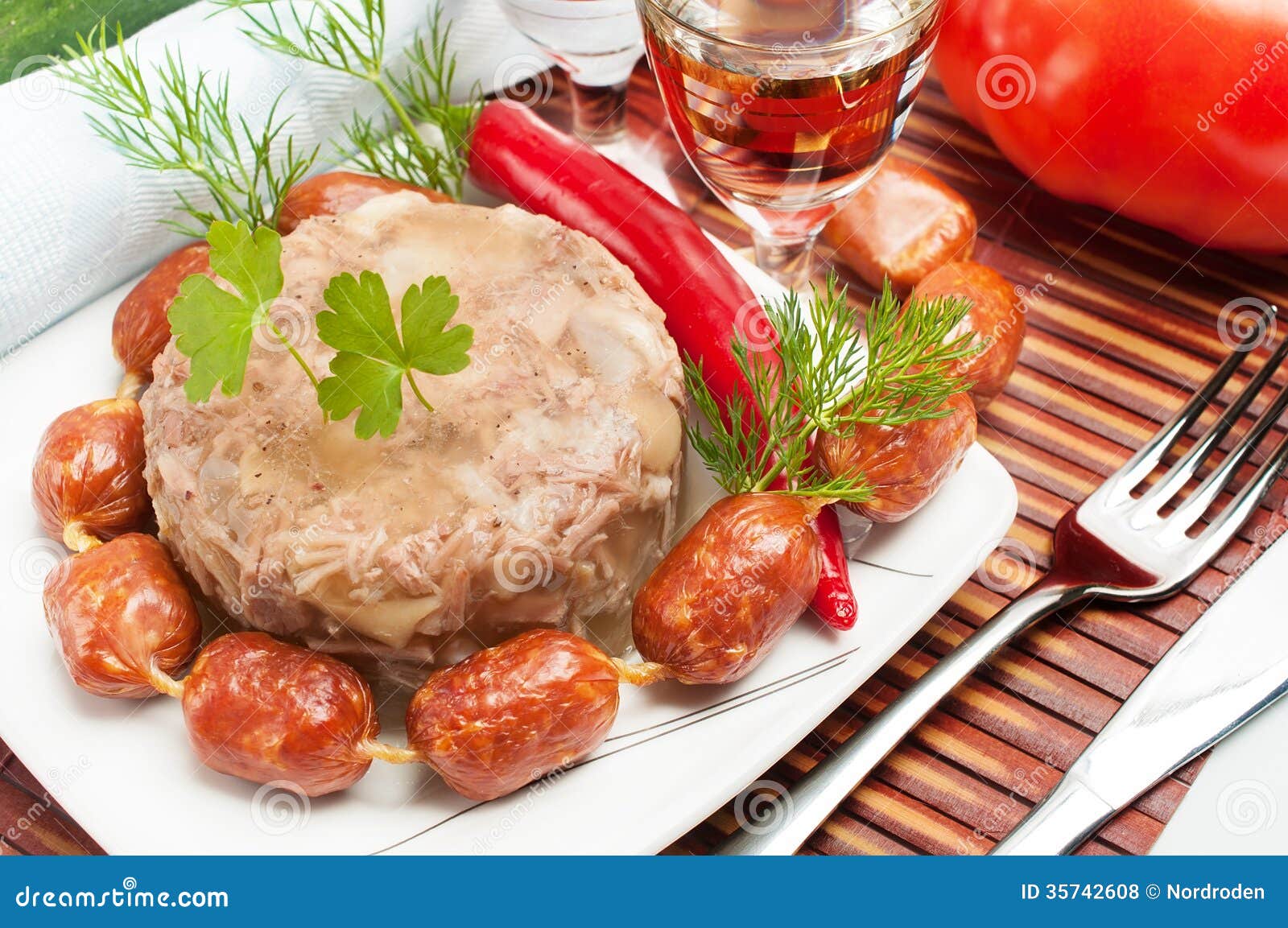 Comida Rusa Tradicional. Jalea De La Carne Del áspide Foto de archivo ...