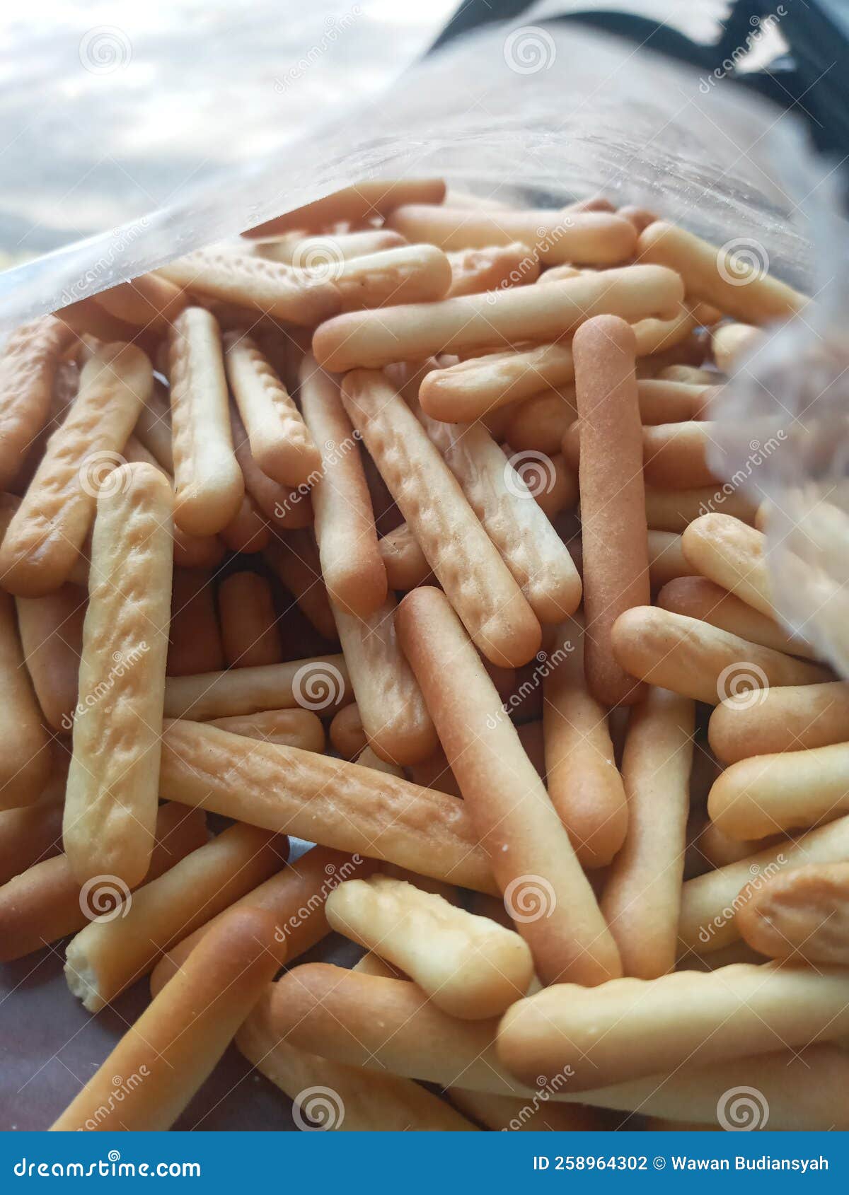 Comida Seca Con Forma Larga Foto de archivo - Imagen de formado ...