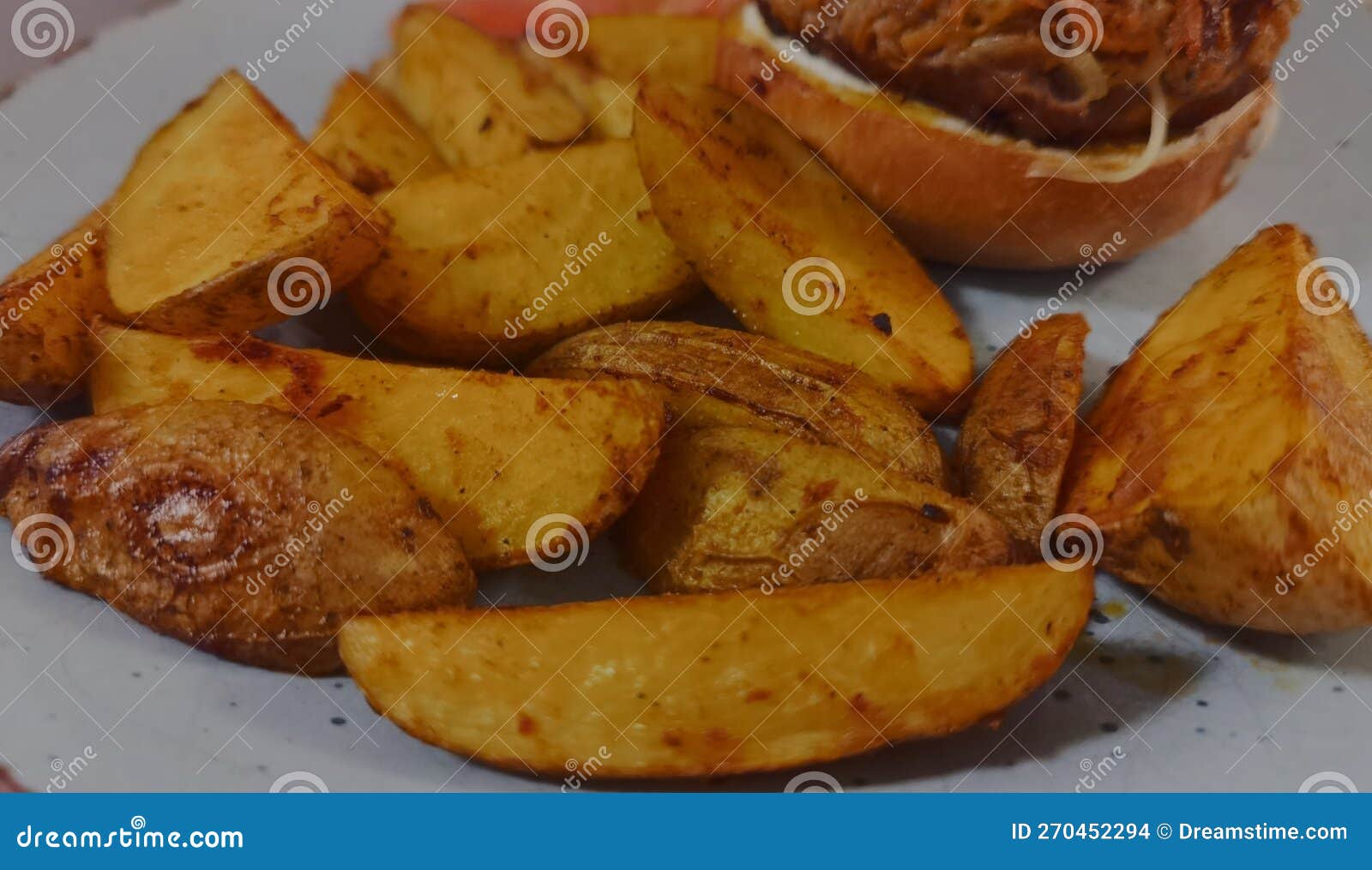 Comida Simple Y Deliciosa Preparada a Solas Foto de archivo - Imagen de ...