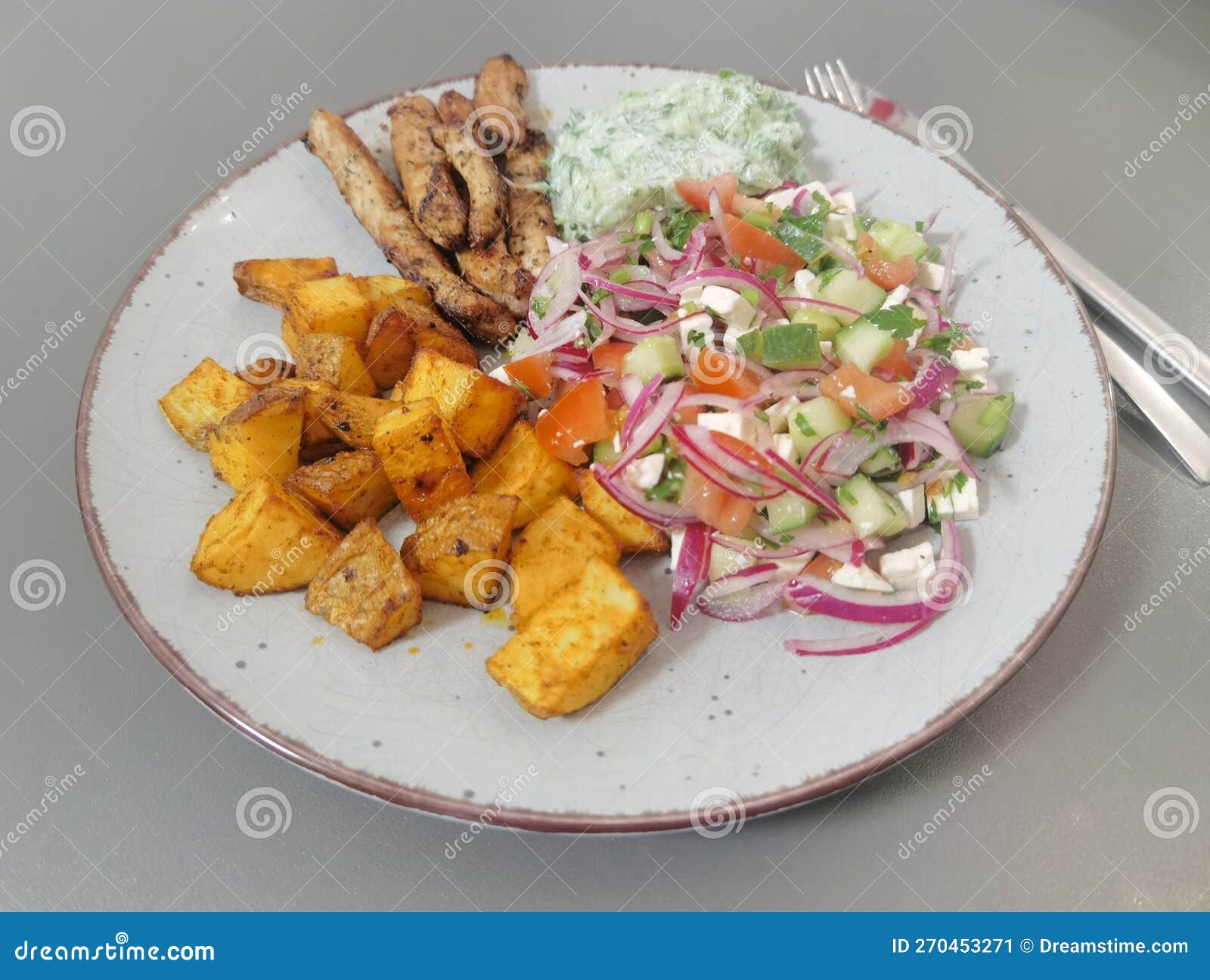 Comida Simple Y Deliciosa Preparada a Solas Imagen de archivo - Imagen ...