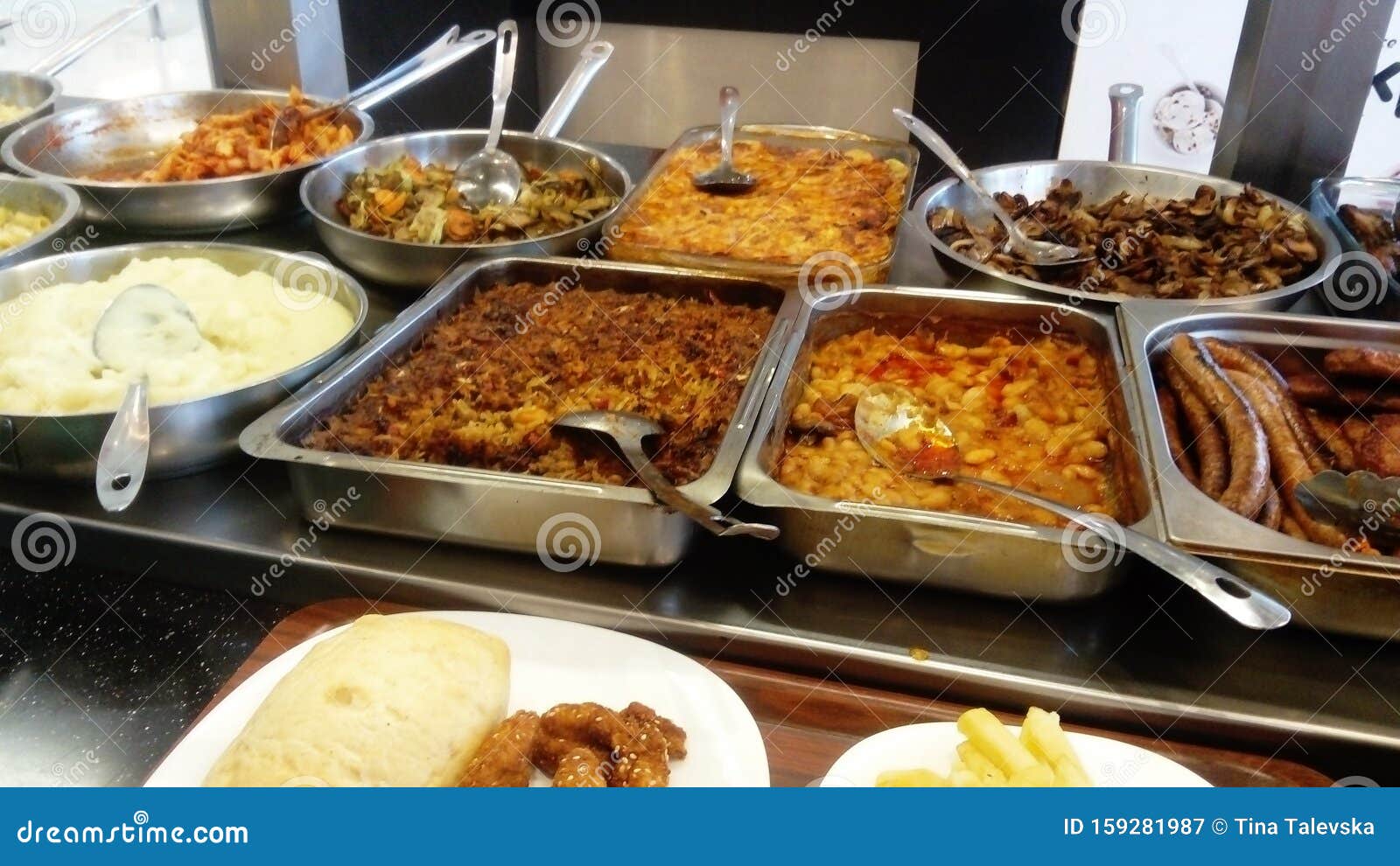 Comida Tradicional Macedonia Imagen de archivo - Imagen de parque ...