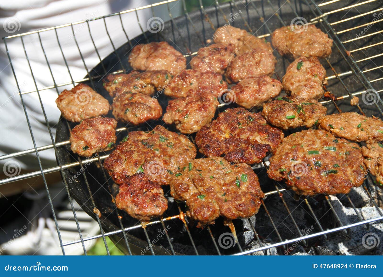 Comida Turca, Kofte En Parrilla Foto de archivo - Imagen de turco ...