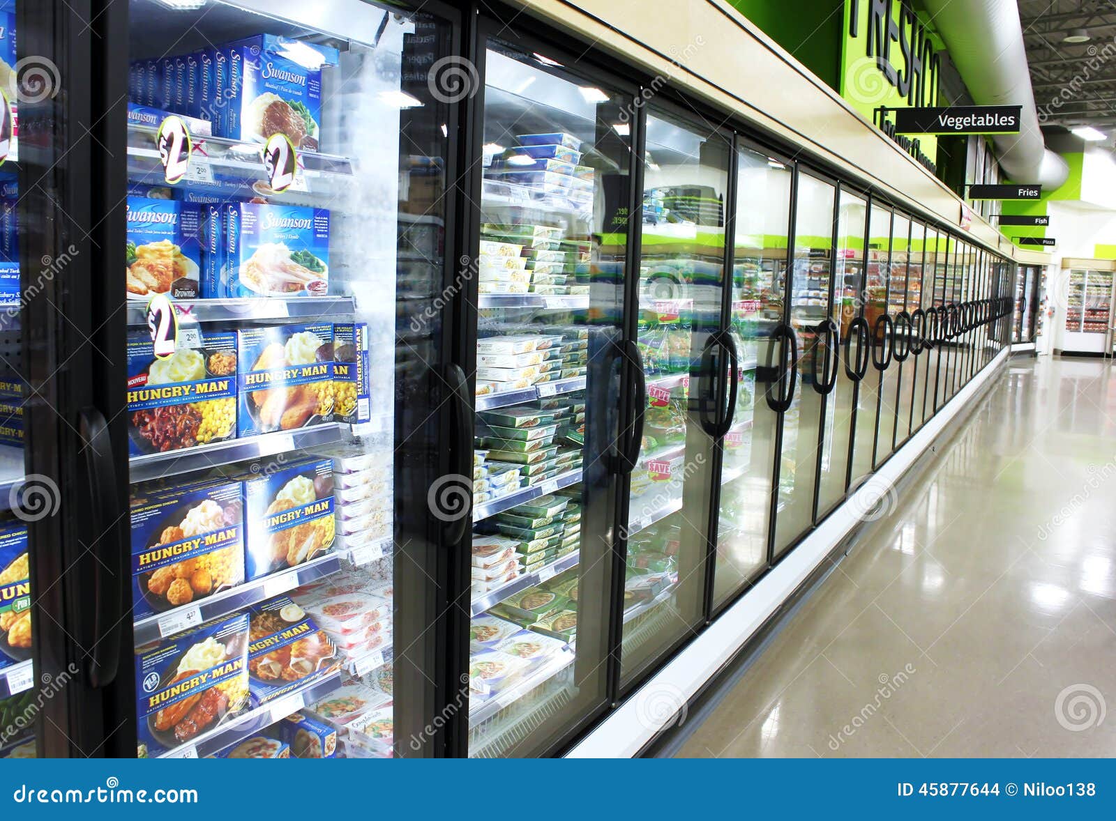 Comidas Congeladas En Supermercado Fotos - Libres de Derechos y ...