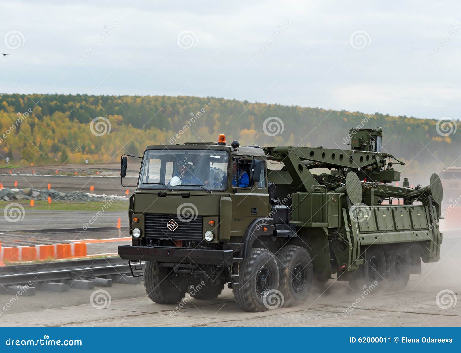 Comienzo 22T6 Del NPP De Transloader Del Misil Foto editorial - Imagen ...